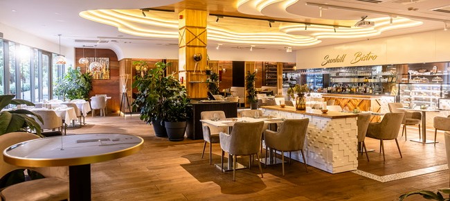 Sunhill Bistro & SkyBar: mediterrán, nemzetközi konyha - Budapest